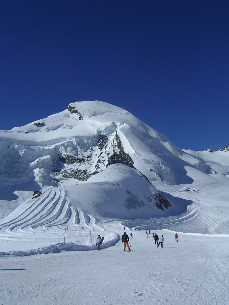 Foto Saas Fee L Allalinhorn Visto Dall uscita Del Trenino Foto Sci Foto Saas Fee L Allalinhorn Visto Dall uscita Del Trenino Foto Sci