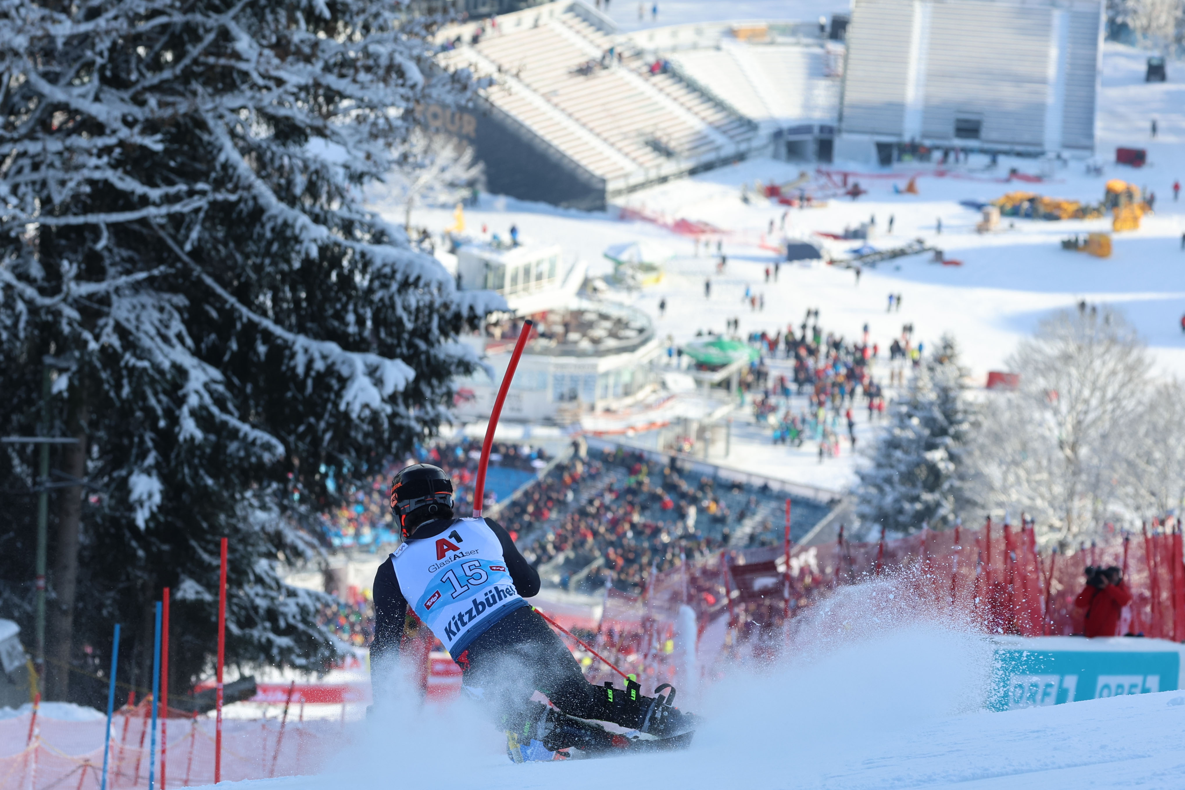 KITZBUEHEL - Feller inforca, trionfa Yule! Sala 13 esimo | Dove Sciare