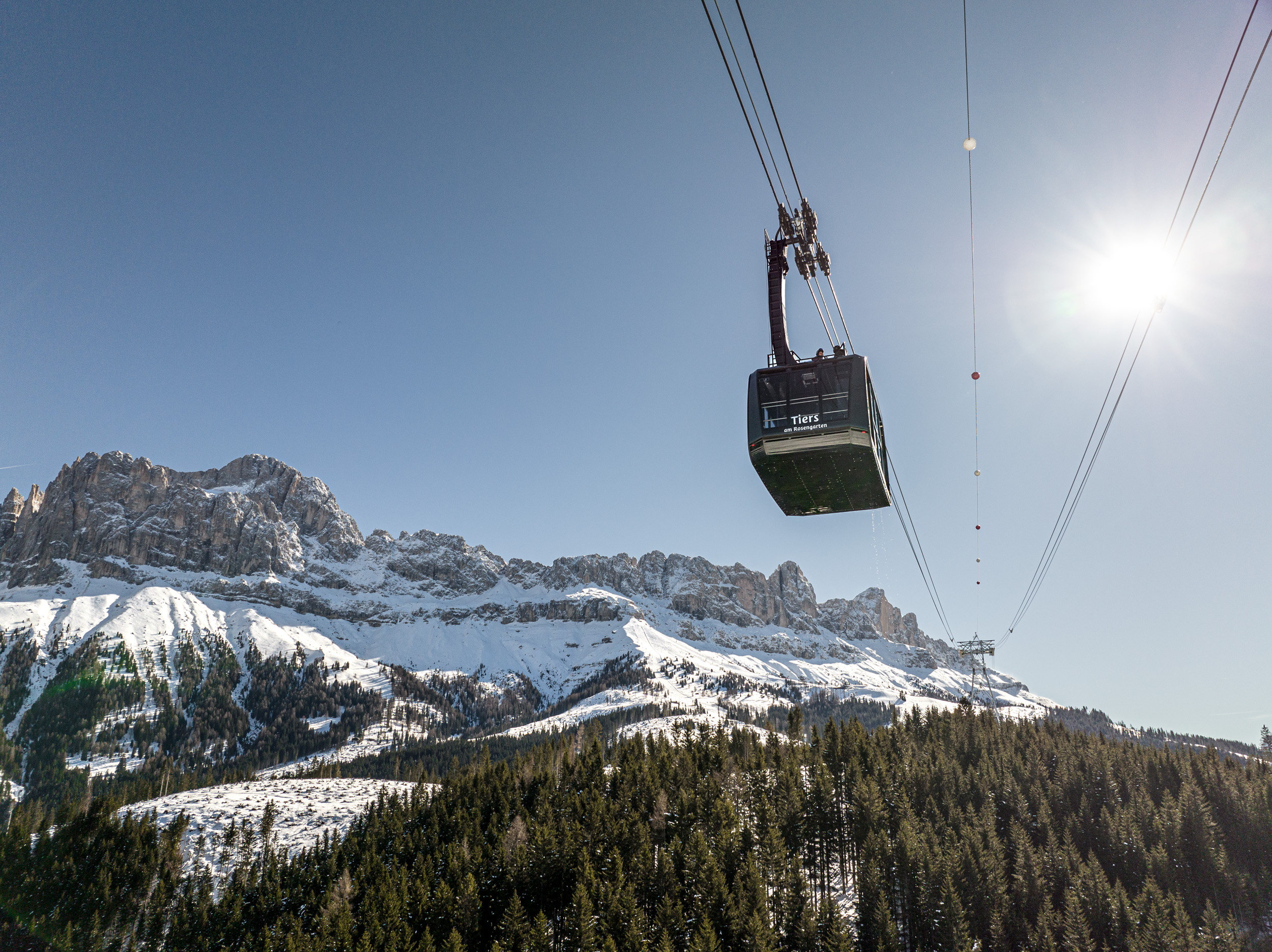 CAREZZA - Da oggi, 24 dicembre, è nuovamente aperta la funivia Tires ...