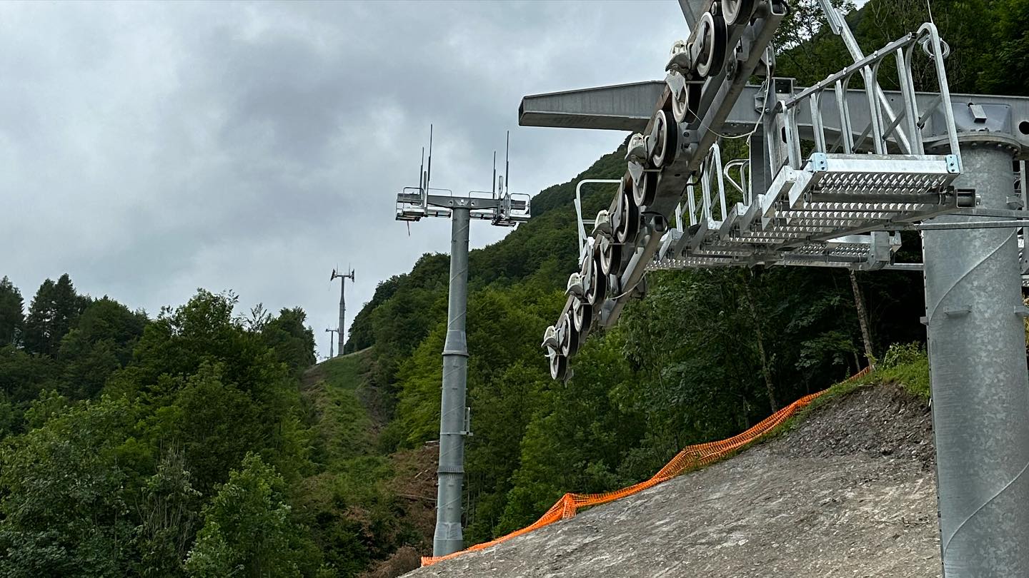 COLERE - Cabinovia Carbonera - Polzone, i lavori procedono spediti ...
