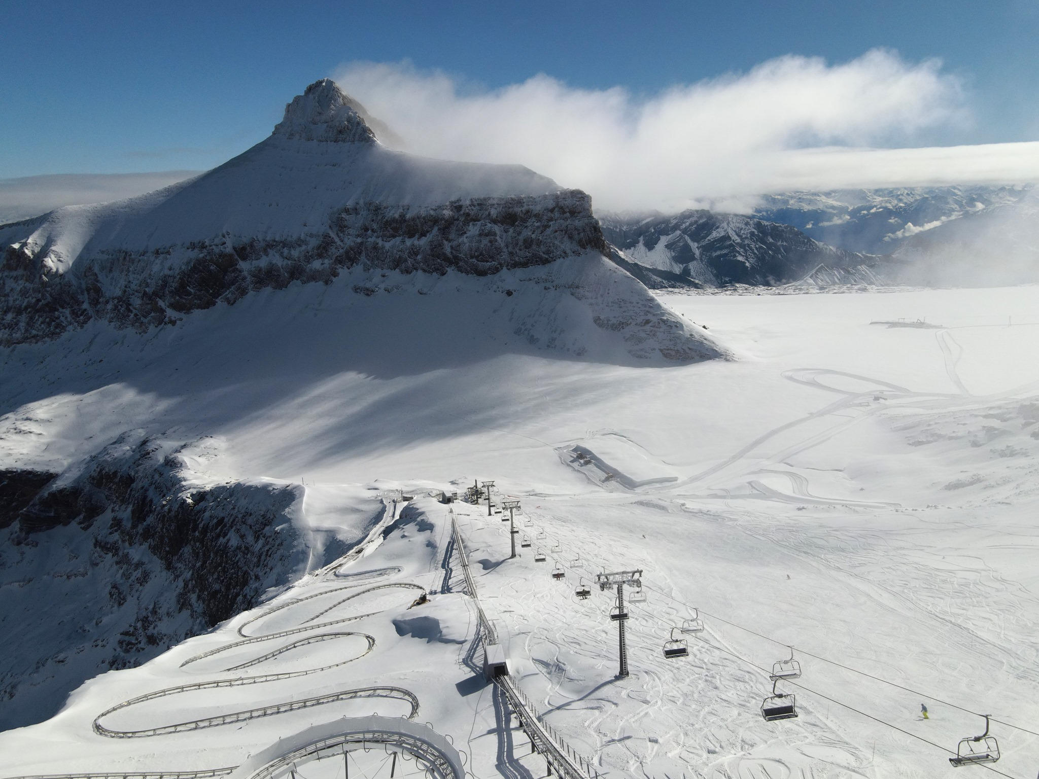 LES DIABLERETS - 70 cm di neve, si scia a Glacier 3000 | Dove Sciare