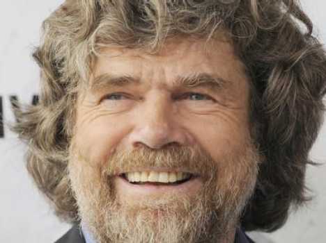 Messner polemico: "Croci e ripetitori, montagne come Disneyland" | Dove ...