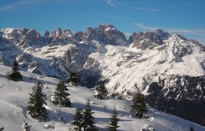 PAGANELLA - Cade elicottero a 100 metri da pista da sci | Dove Sciare